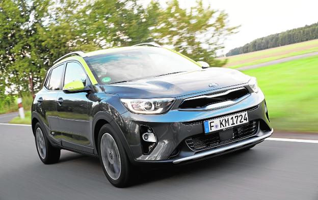 KIA STONIC. 'Crossover' compacto de estilo europeo | Diario Sur