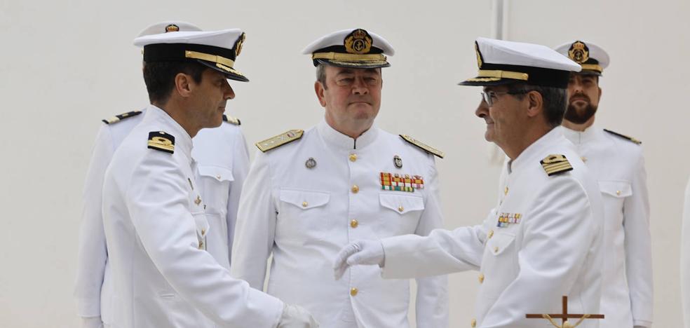 El capitán de navío Ramón Murga Gómez asume la Comandancia Naval de ...